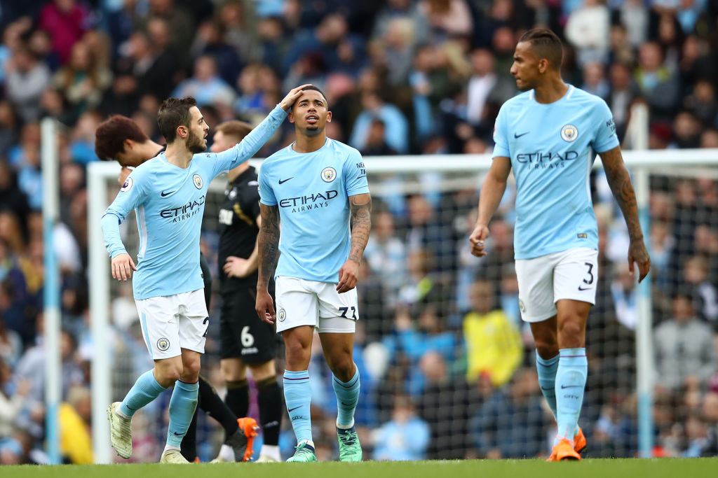 Man City aloitti sisäisen tutkinnan valmentajan rasistisesta ...