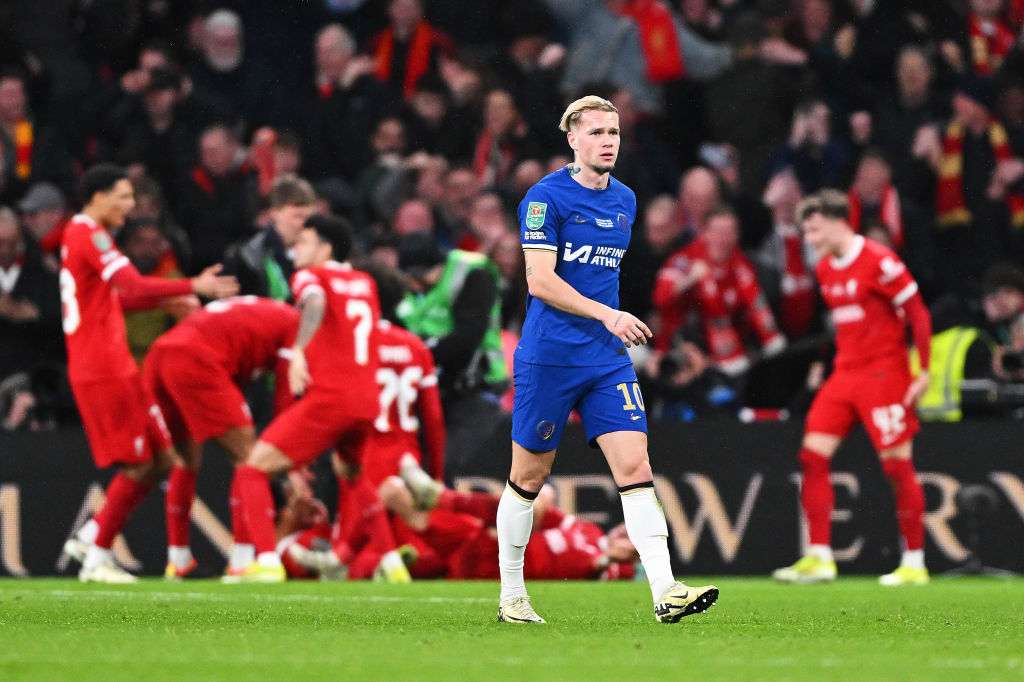 "Miljardin punnan tunarit" - Valioliiga-legendalta kritiikkiä Chelsealle