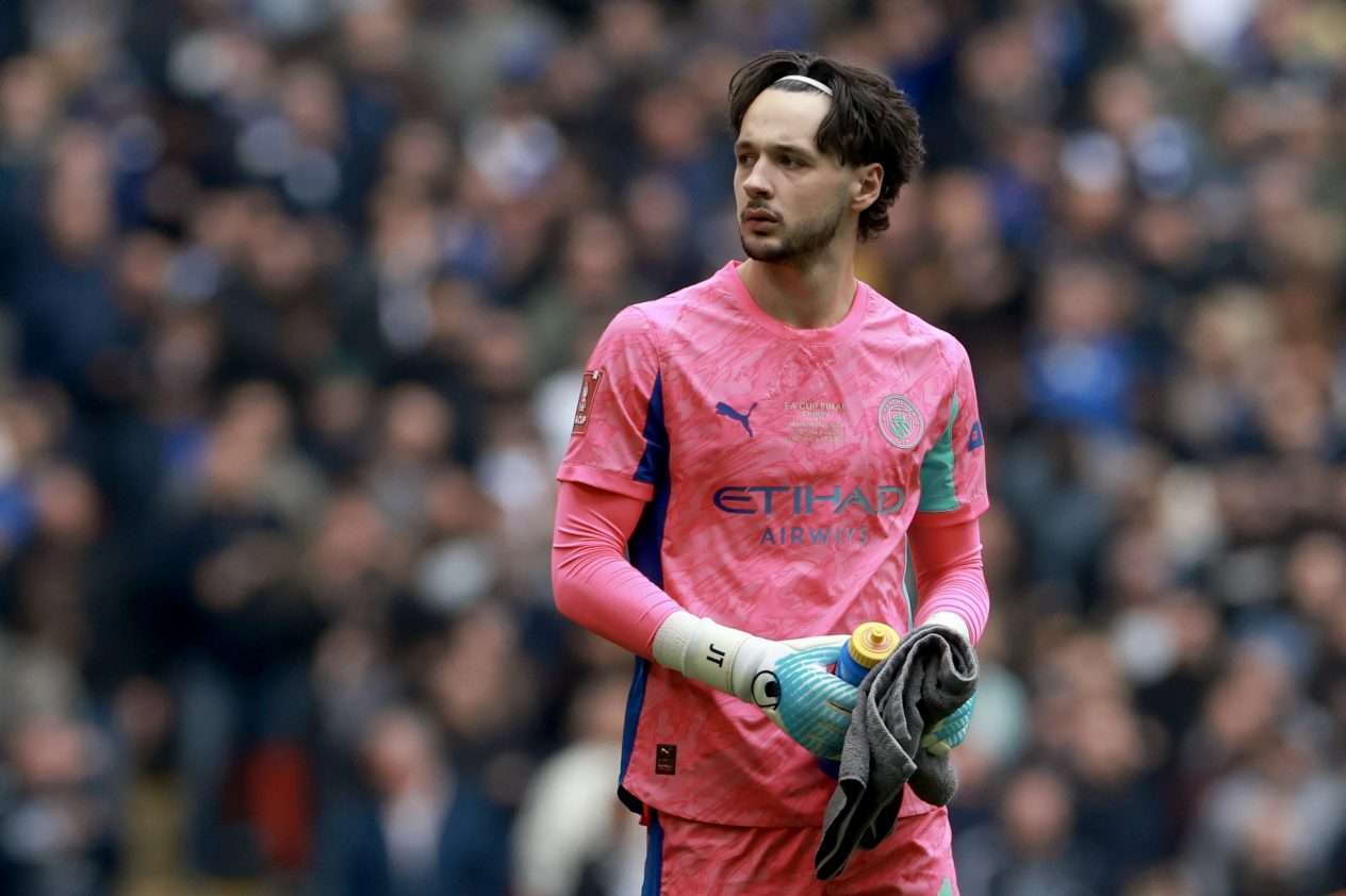 Man Cityn James Trafford yhä toisen Valioliiga-seuran kiikarissa